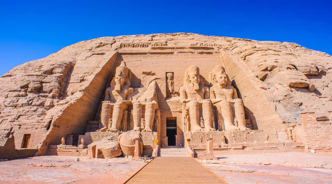 10 Destinasi Wisata Sejarah Terbaik di Mesir yang Wajib Dikunjungi ...